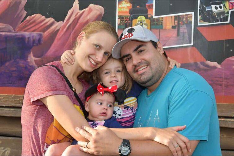 Meeting Characters at Disneyland and California Adventure - Family ...
